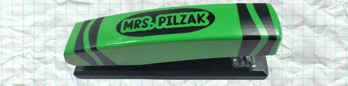 DIY Personalized Staplers For Teachers with Cricut Vinyl | Craft-e-Corner